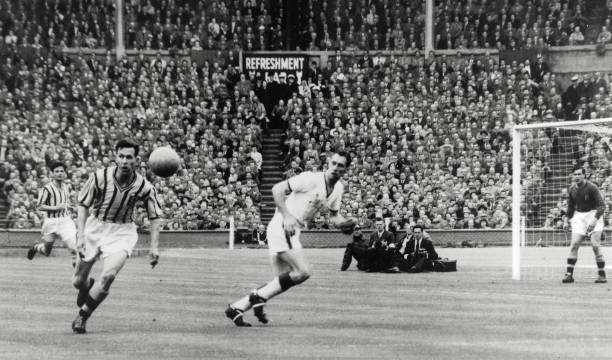 Football Wembley 1957 FA Cup Final Aston Villa 2 v Manchester United 1 ...