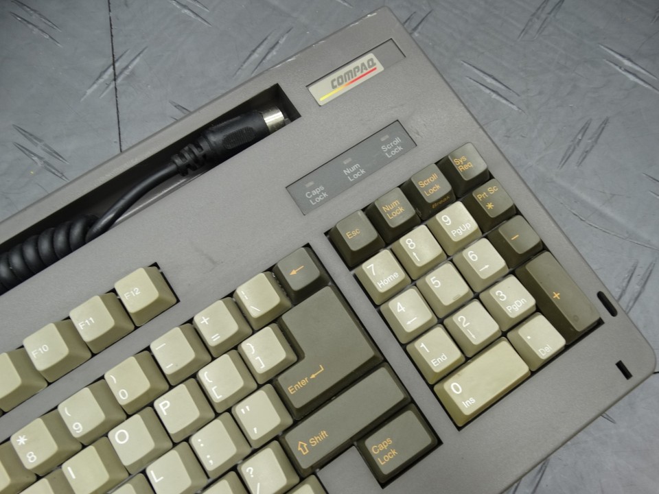 Compaq Mechanical AT/XT Keyboard Mainframe Collection Gray (Missing ...