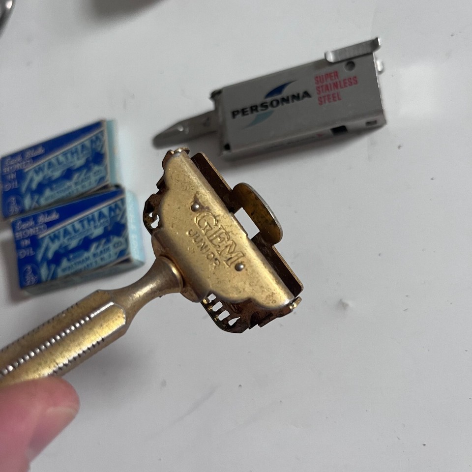 VTG Lot Shaving Razors Accessories Blades GEM Junior Cutrite Waltham ...