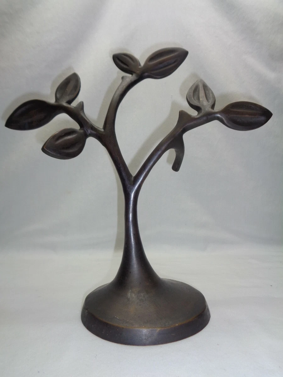 Simple Modern Art Tree