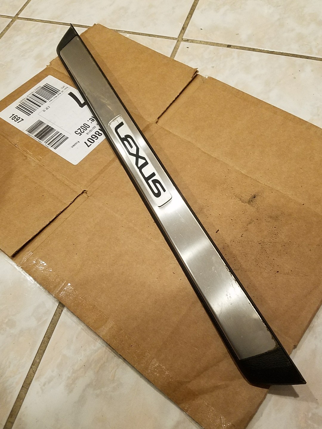 2014 LEXUS IS250 PLATE FRONT DOOR SCUFF OUTSIDE RIGHT PANEL 67911-53040 ...