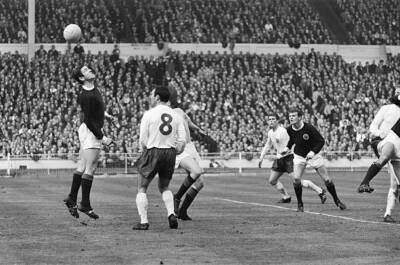 England 2 v Scotland 3 Action from the match where Scotland i- 1967 Old ...