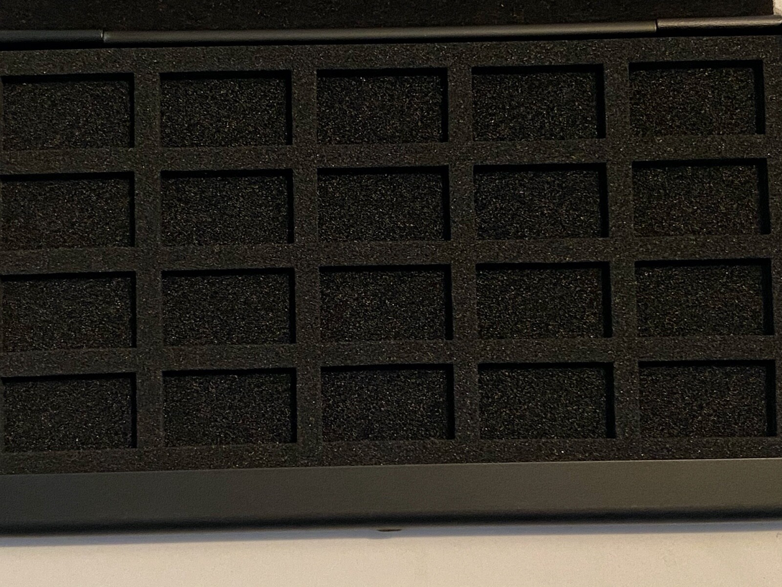 Silver Bullion Gold Bullion Bar Precious Metals Case Store Bullion ...