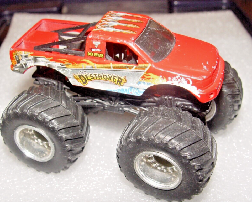 Hot Wheels Monster Jam The Destroyer Red 1:64 Dan Evans Monster Truck ...