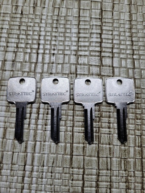 Mack Key Blank by Strattec for sale online | eBay