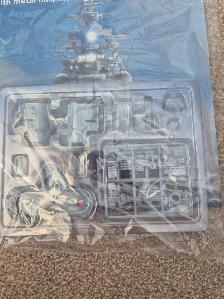 1/200 HACHETTE BUILD THE BISMARCK SHIP MODEL BATTLESHIP ISSUE 40 INC ...