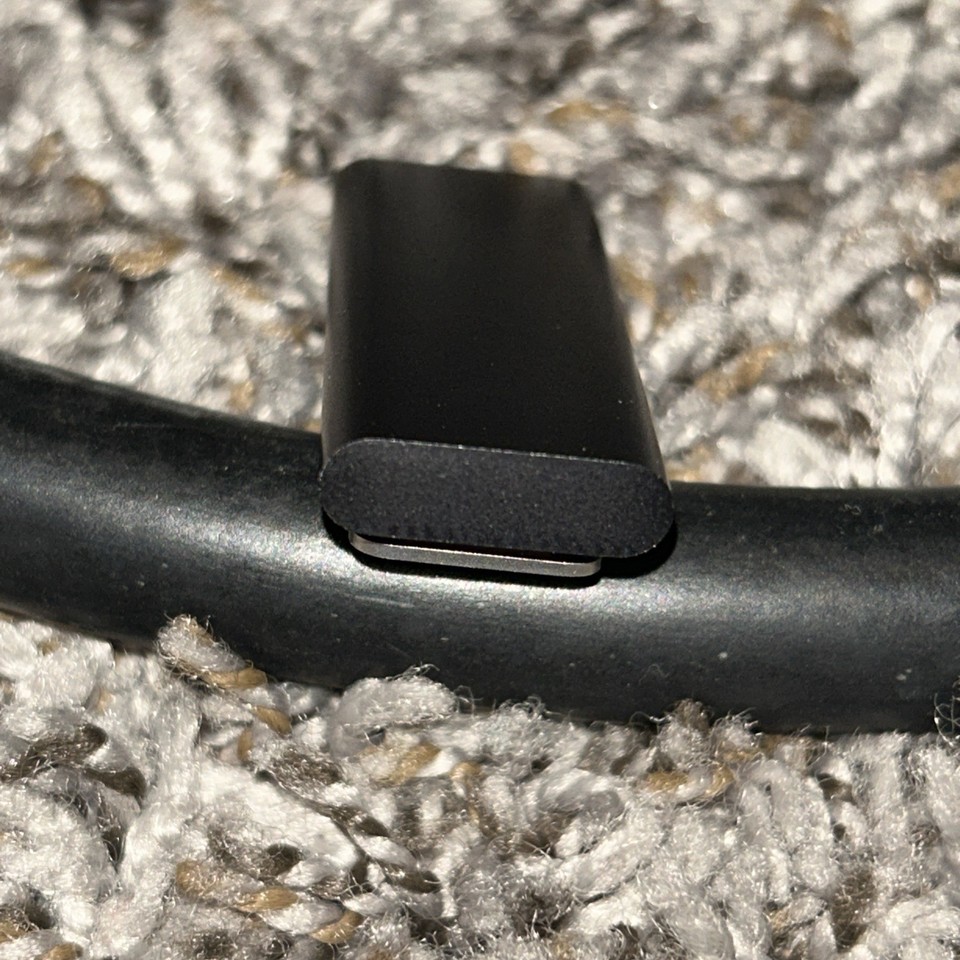 Apple iPod Shuffle 3rd Gen MP3 Player Model A1271 - Authentic Unit Only ...