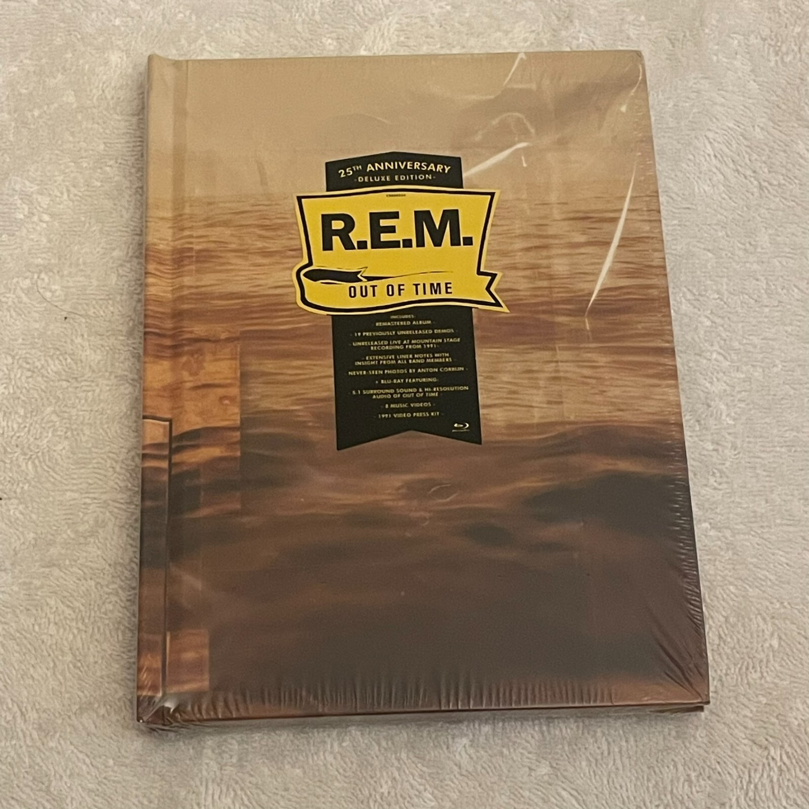 Out of Time (25th Anniversary Edition) (4 Disc Edition) by R.E.M. Blu ...