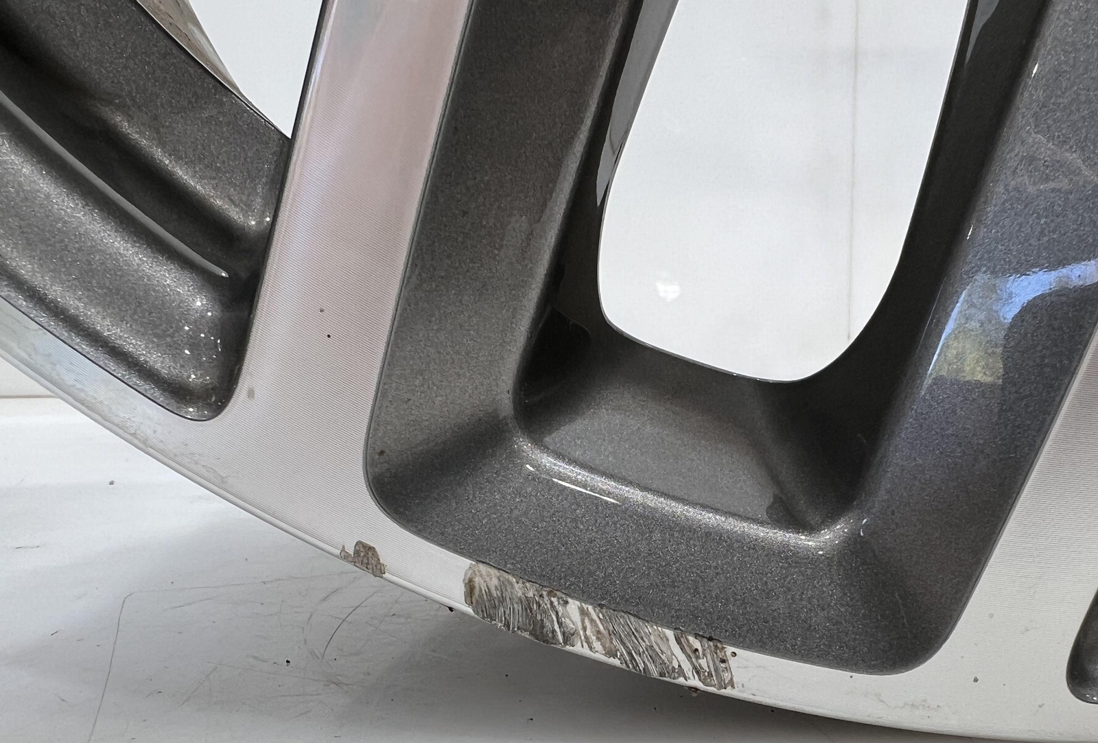 2017 - 2019 GMC Acadia Alloy Wheel 18x7-1/2 Option RSZ OEM 22996314 | eBay