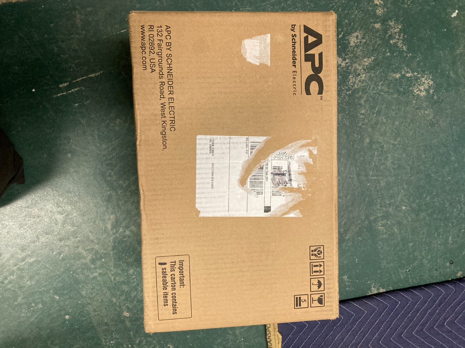 APC BE600M1 600VA 120V Backup Battery Power Supply with 1 USB Charging ...