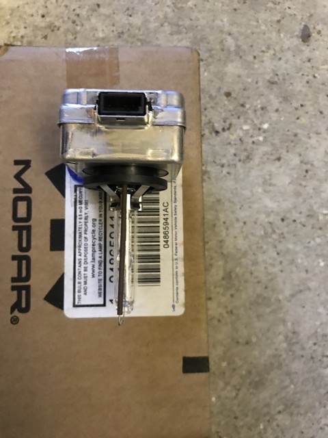 Genuine Chrysler/jeep D1s Xenon Bulb 04865941AC for sale online | eBay