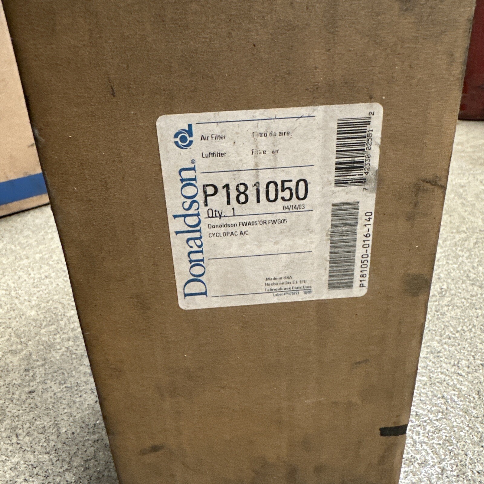 DONALDSON P181050 - Air filter cross reference