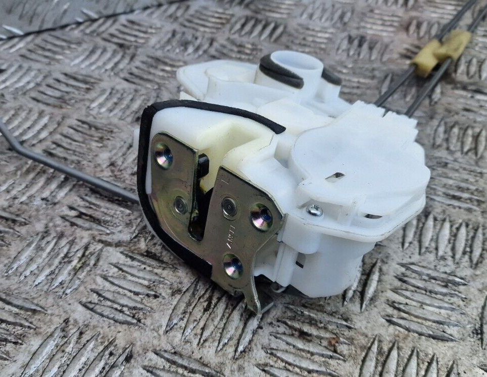 2013 MITSUBISHI ASX 3 PASSENGER SIDE FRONT NSF DOOR LOCK LATCH CATCH ...
