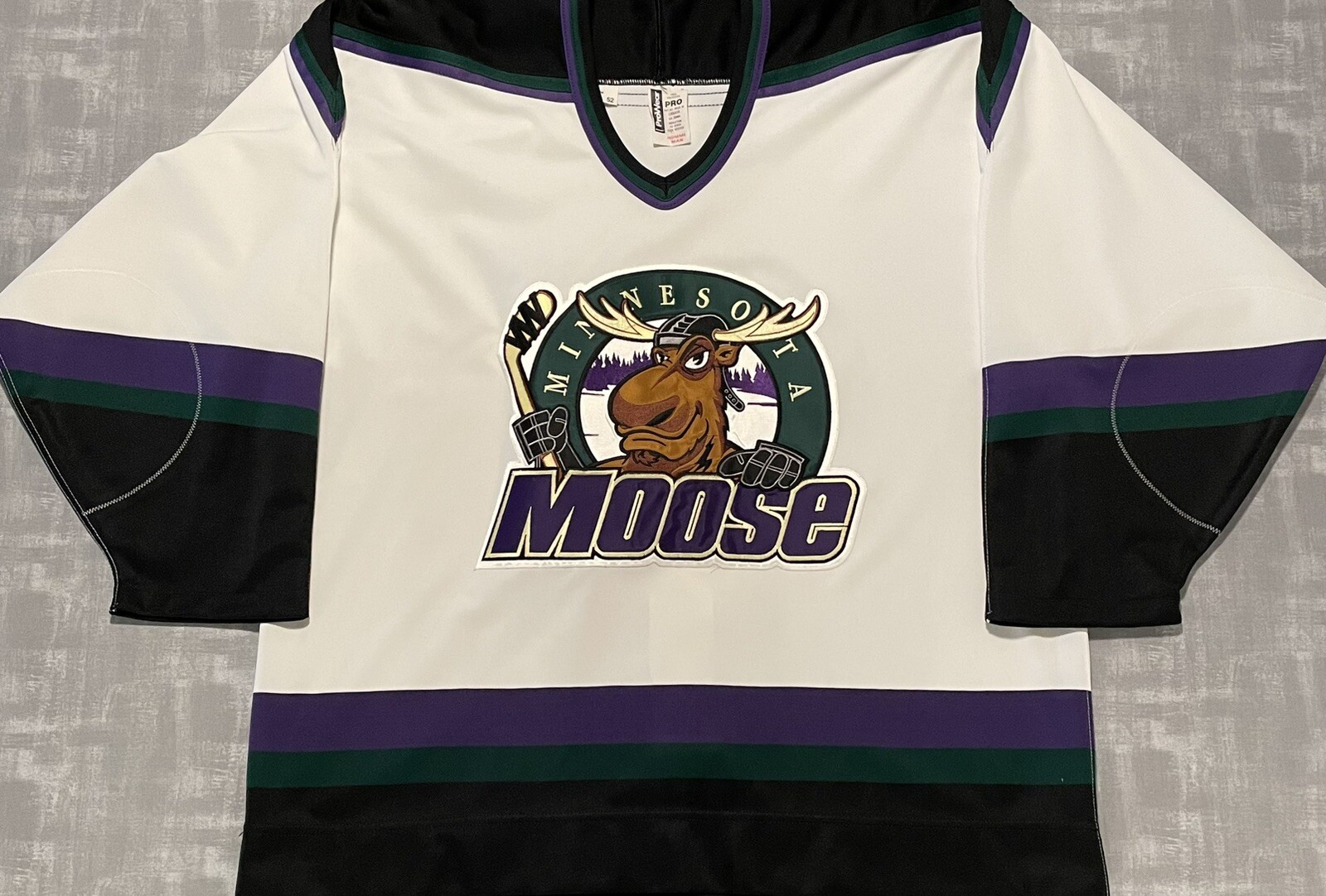 Authentic Vintage Bauer IHL Minnesota Moose Hockey Jersey | eBay