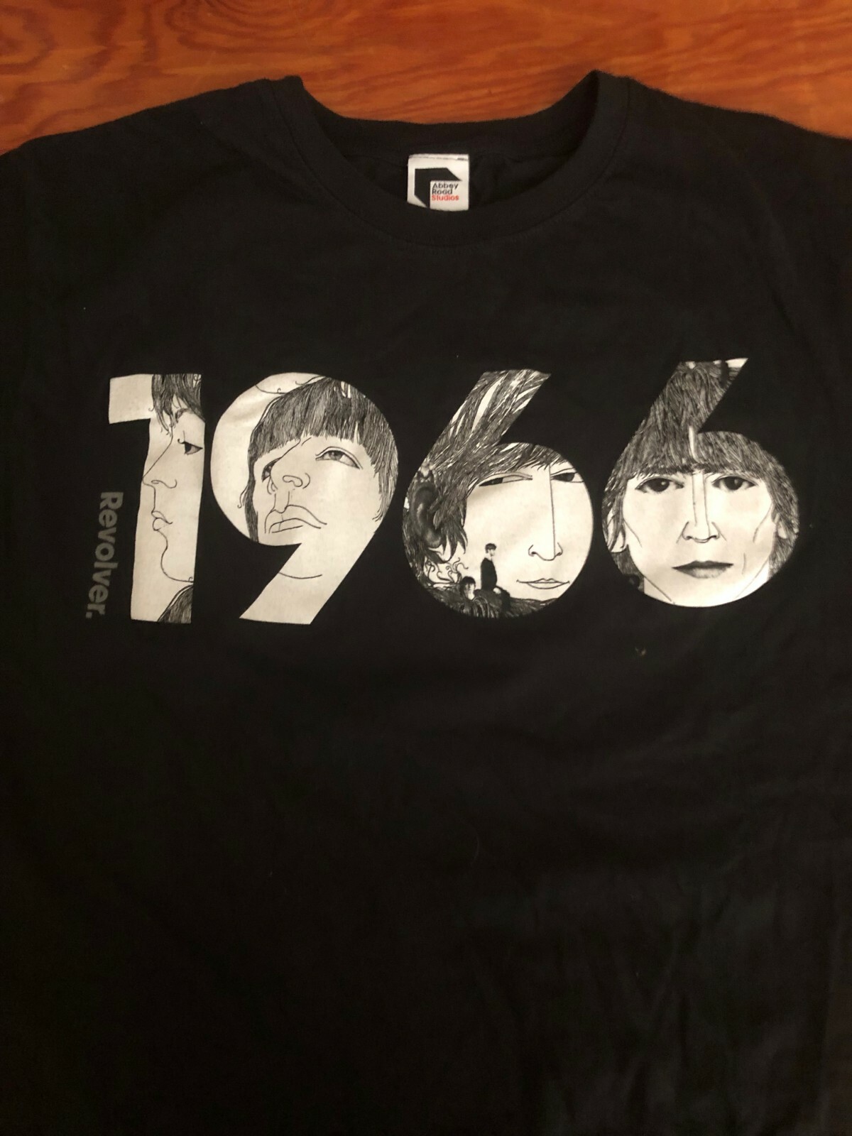 Awesome Beatles REVOLVER 1966 T-Shirt MEDIUM AbbeyRoadStudios Print ...