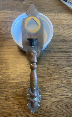 Door Knobs & Handles - Brass Thumb Latch