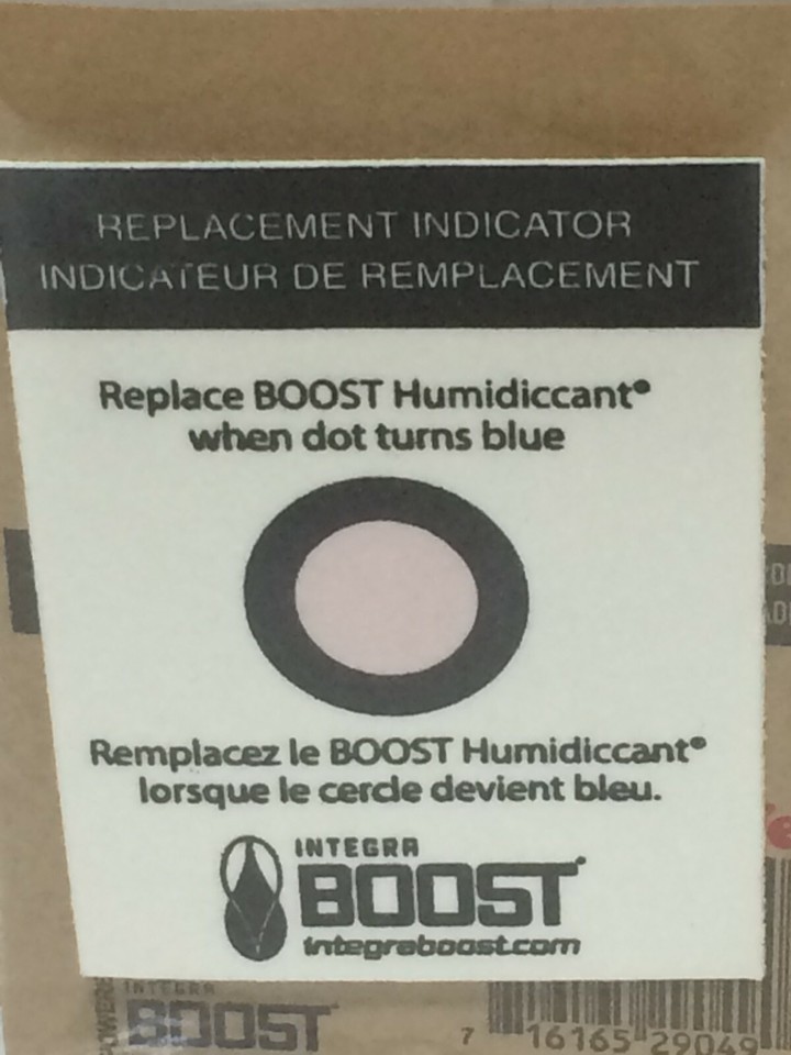 One RAW Rolling Papers NATURAL 62% HUMIDITY CONTROL PACKET - 8 GRAM ...