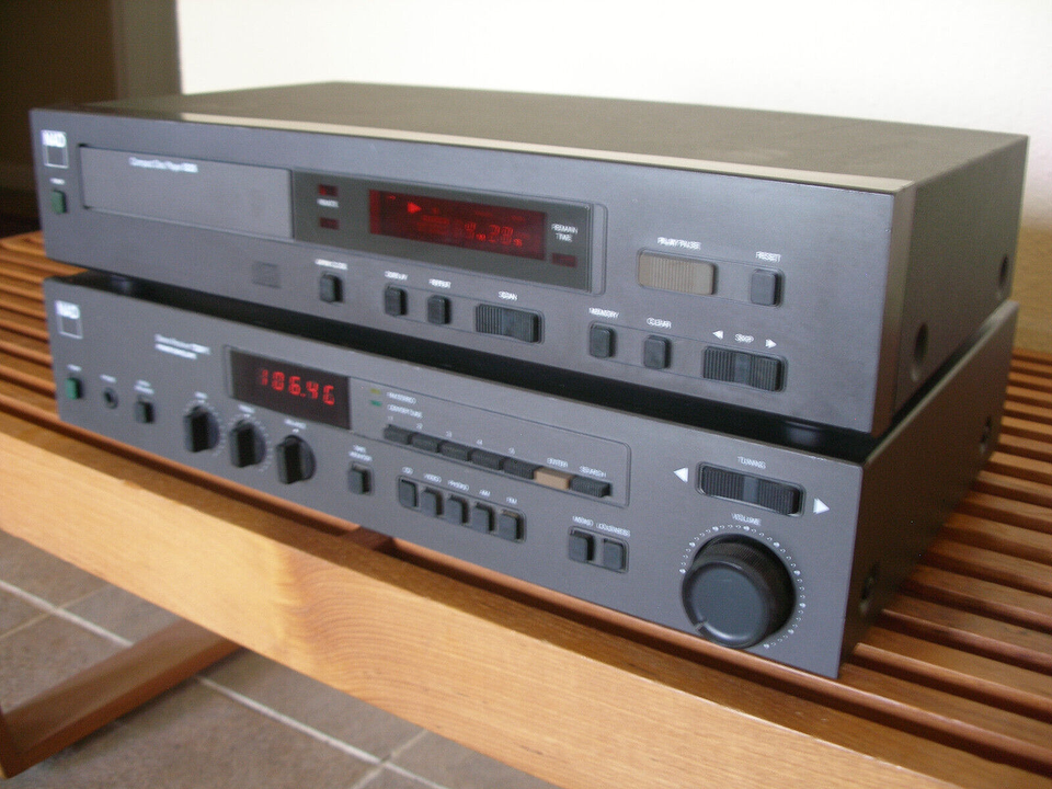 Vintage NAD 7220PE Receiver & 5325 CD player Matched Set. TESTED ...