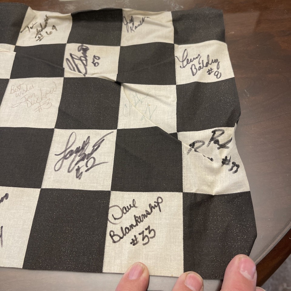 5 Autograph Signed Checkered Flags. Tons Of Autographs. Super Rare | eBay