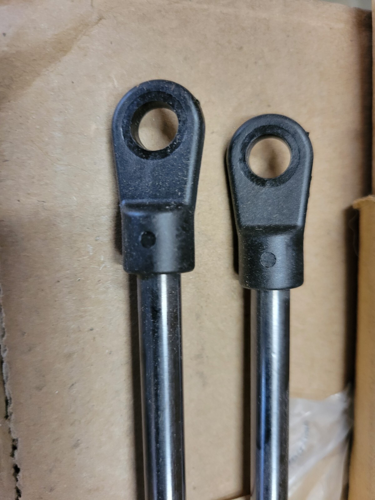 GENESIS (BY STABILUS) GAS SPRING LIFT SHOCK 4865YZ 250ST 450N 8X18 PAIR NEW