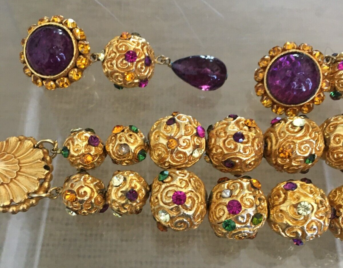 DOMINIQUE AURIENTIS PARIS NAKSHI BALL GEM GRIPOIX GLASS SHELL BRACELET ...