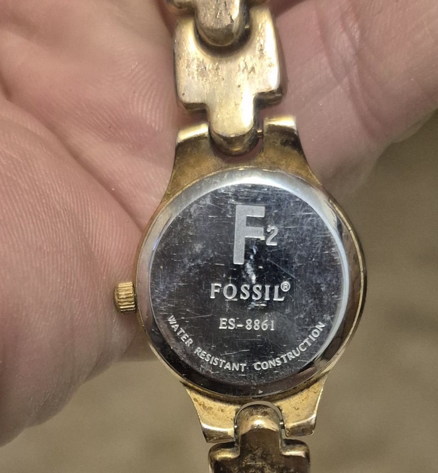 Lot of 7 Women’s Watches Fossil Timex Relic Quartz For Parts Repair ...