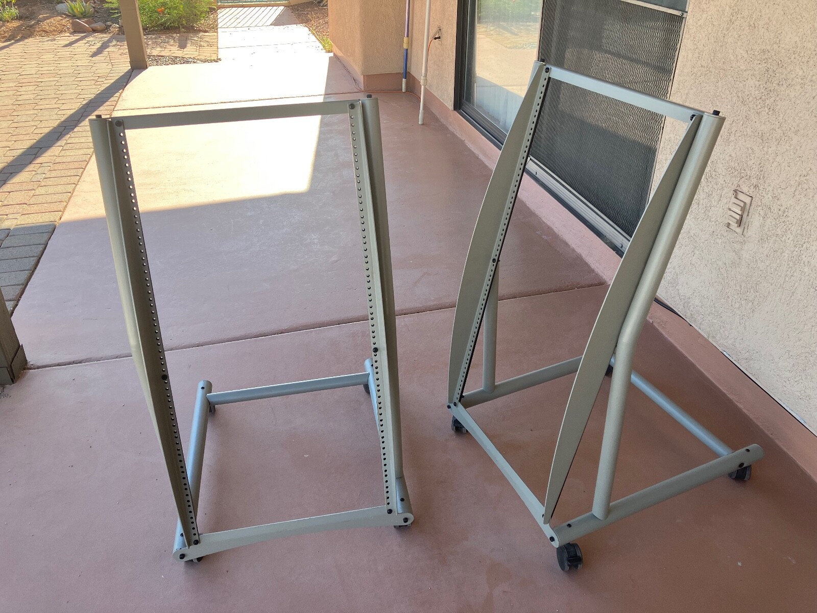 Metal 22 Unit Rolling Equipment Rack (2 Available) | eBay