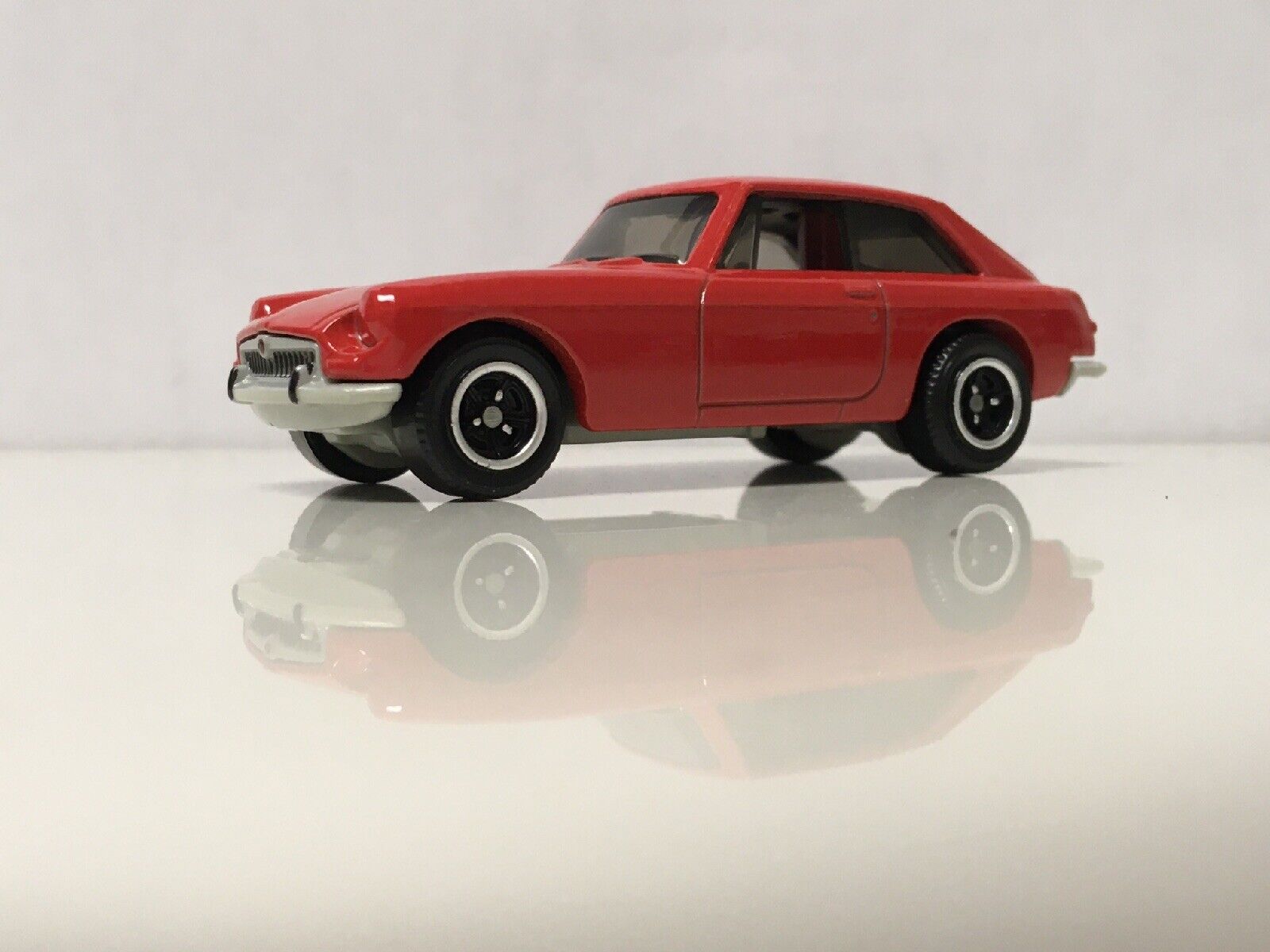 1971 71 MG MGB GT Coupe Collectible 1/64 Scale Diecast Diorama Model | eBay