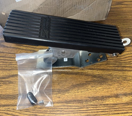 Skytrak JLG 1001180555 Foot Throttle Pedal Assembly | eBay