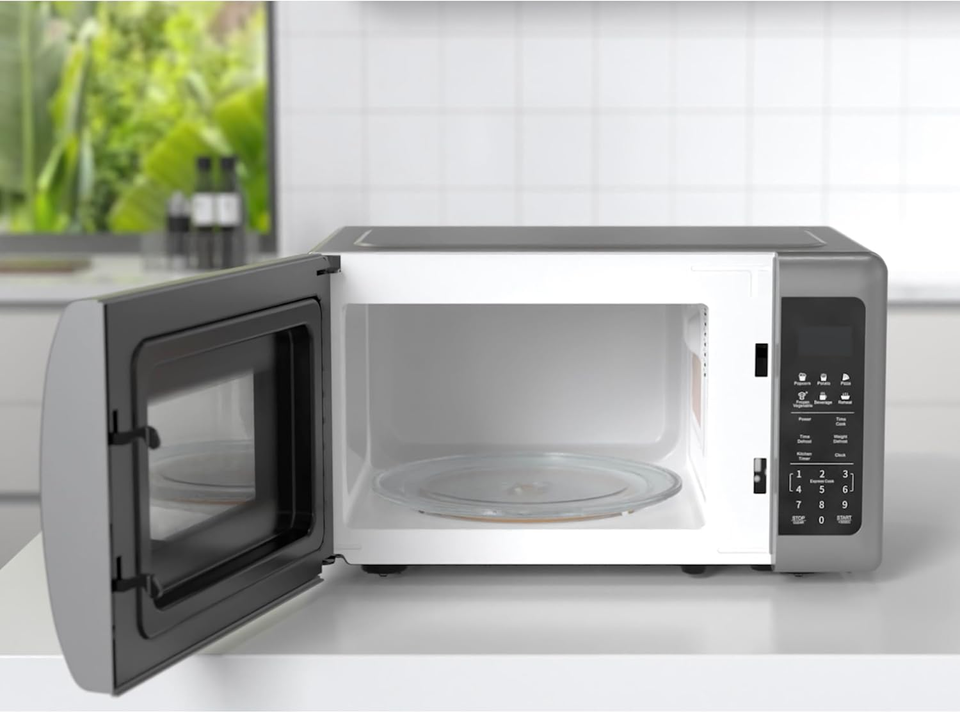 MW7601SL Compact Countertop Microwave Oven with Sleek Mirrored Finish ...