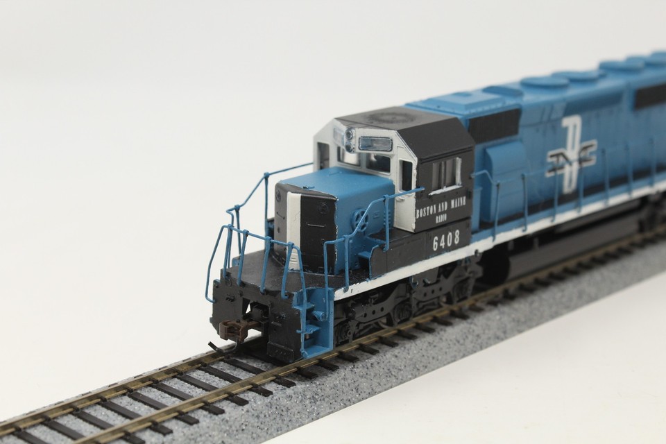 HO Athearn Blue Box SD40-2 Diesel Locomotive Boston & Maine BM 6408 w/ DCC | eBay