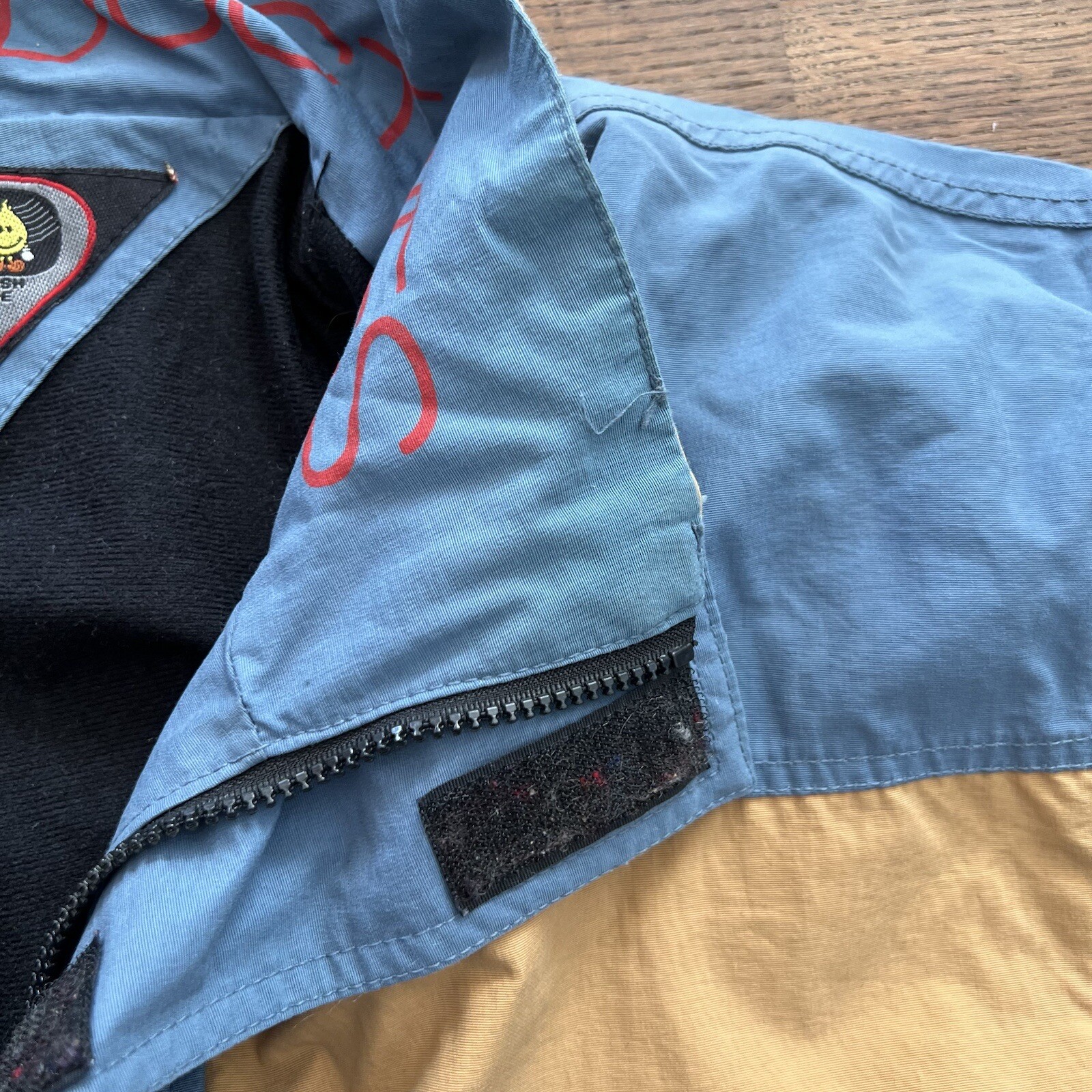 RARE Vintage 90s World Industries Bobcat Snowboarding… - Gem