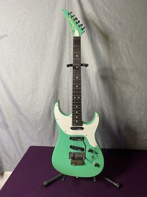 Charvel Spectrum Guitar -- Made 89 To 91 With Charvel Hard Case | eBay