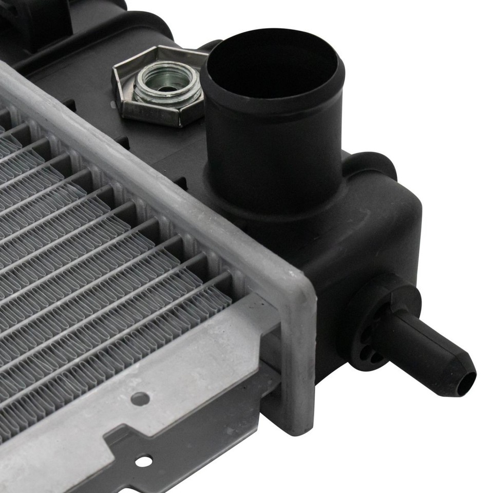 Radiator Fits Chevy Silverado Suburban Tahoe GMC Sierra Yukon Escalade ...
