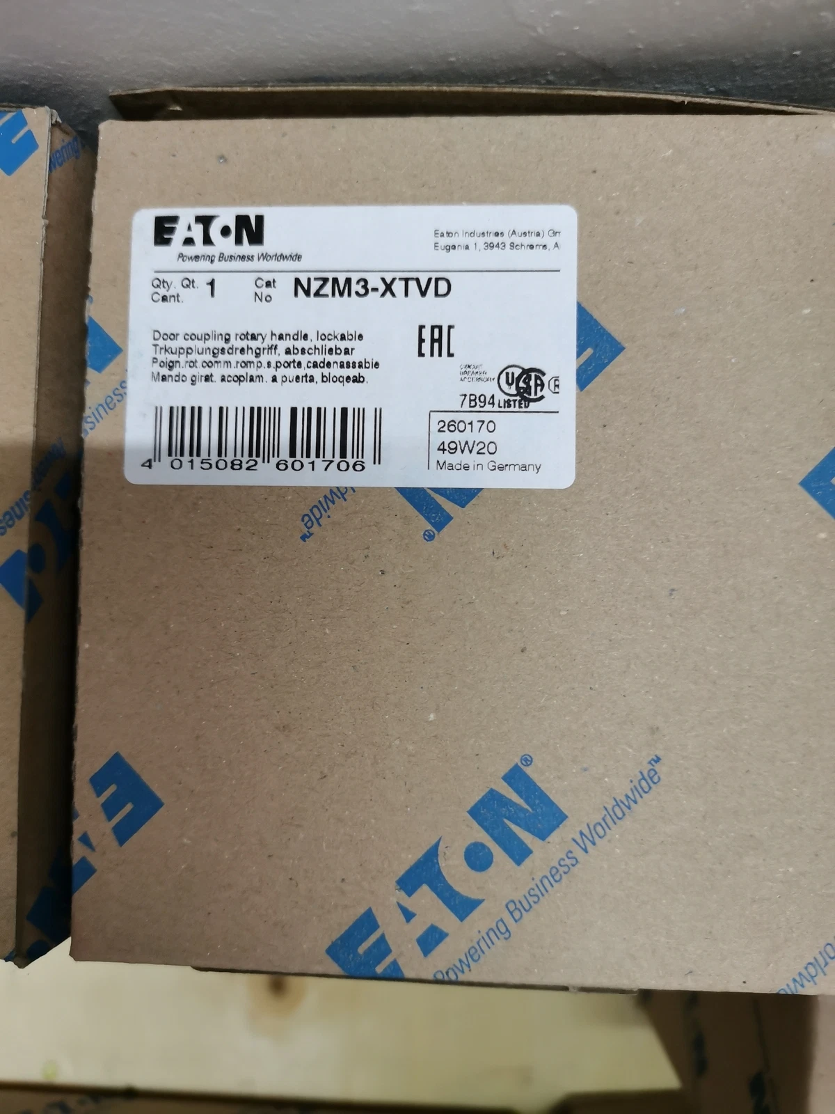 1PC New Eaton Moeller NZM3-XTVD Circuit Breaker Handle Free Shipping#HL ...