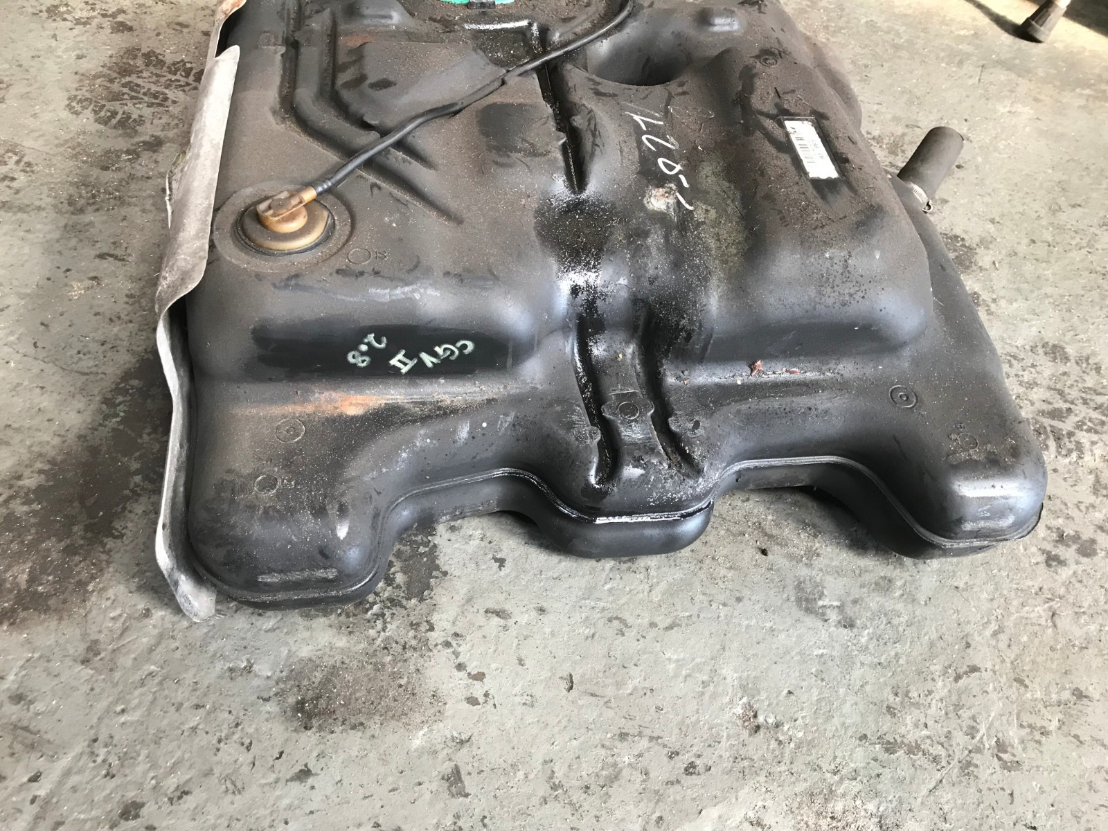 CHRYSLER GRAND VOYAGER 2.8 CRD 2008-12 FUEL TANK DIESEL TANK | eBay UK