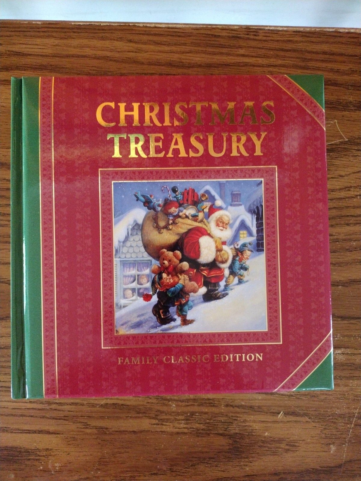 Christmas Treasury - Family Classic Edition - Padded Hardcover | eBay