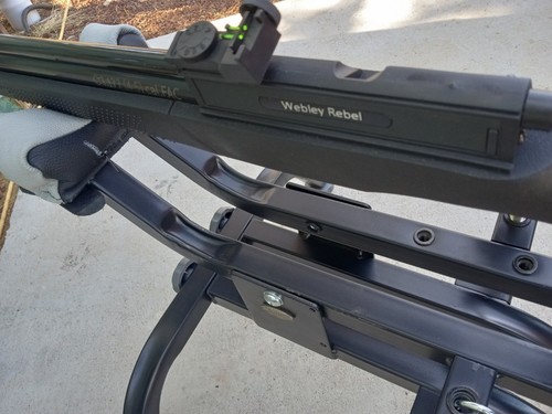 Vintage Webley Rebel Air Rifle .177 (4.5) Cal. FAC A2151525 RARE Black ...