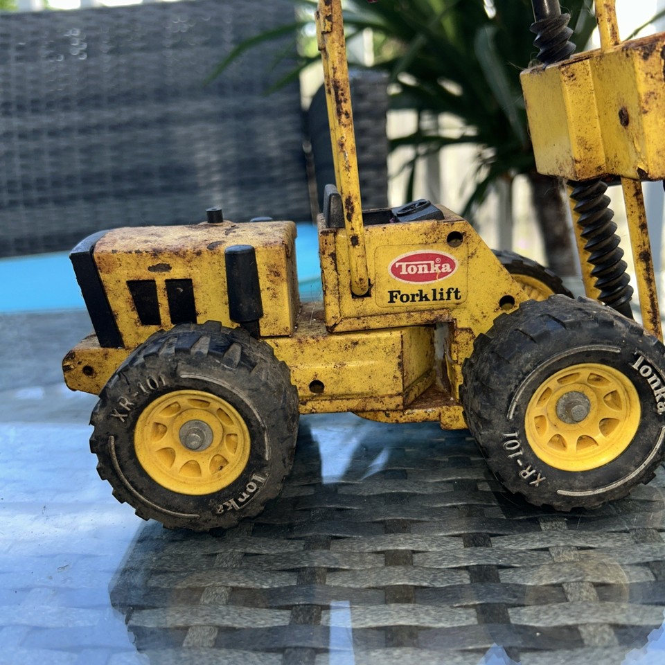 Vintage 1970’s Tonka Forklift 52900 XR-101 Pressed Steel Yellow Truck ...