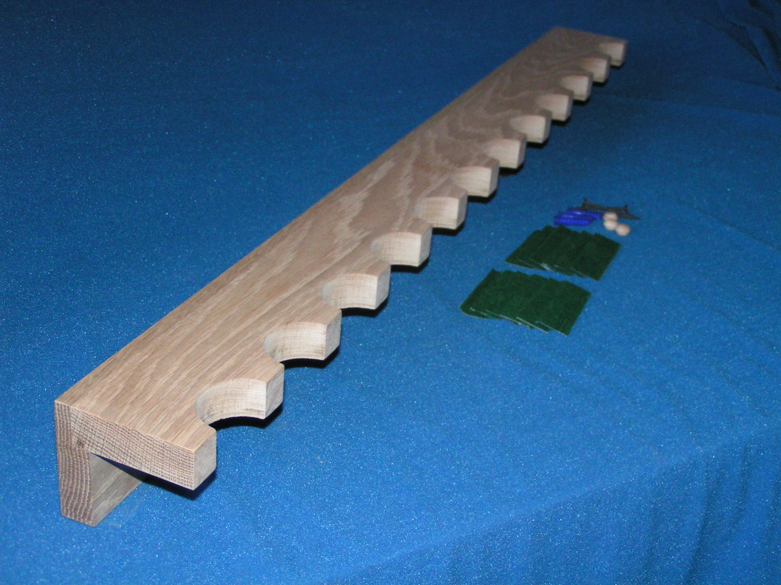 12 gun - wood closet gun rack with floor rest - Solid Oak | eBay