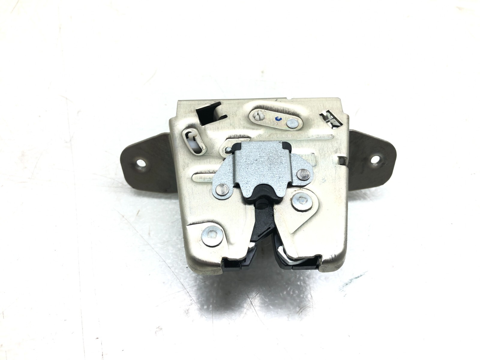 2013-2019 MERCEDES GL450 REAR TRUNK LID TAILGATE LIFTGATE LOCK LATCH ...