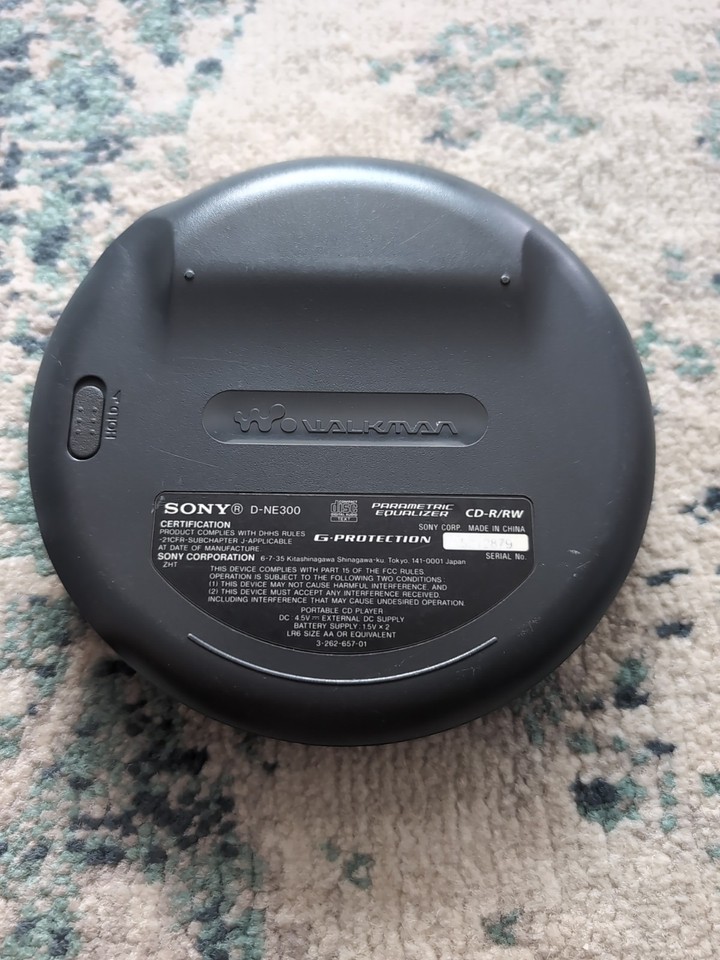 SONY D-NE300 Atrac3plus Mp3 Walkman Portable CD Player Blue Unit Only ...
