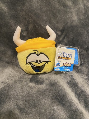 JAKKS Disney Club Penguin Yellow Viking Helmet Puffle 5" Plush With Tag ...