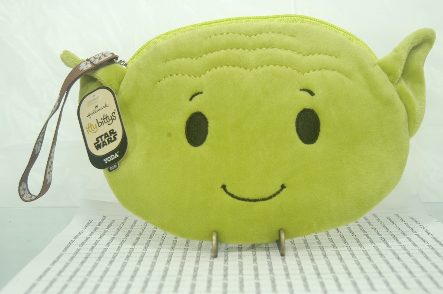 YODA STAR WAR HALLMARK ZIPPER POUCH 2017 NEW WITH TAGS SHIPS NOW FREE ...