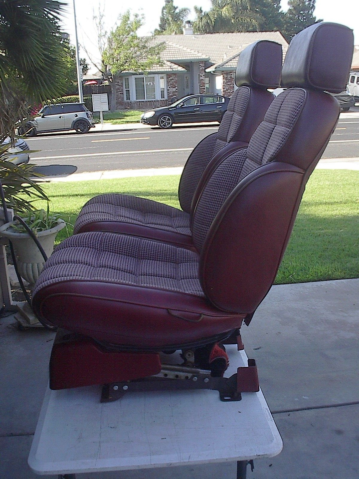 Jeep Cherokee XJ Front Bucket Seat With Headrest | Leather | Red ...
