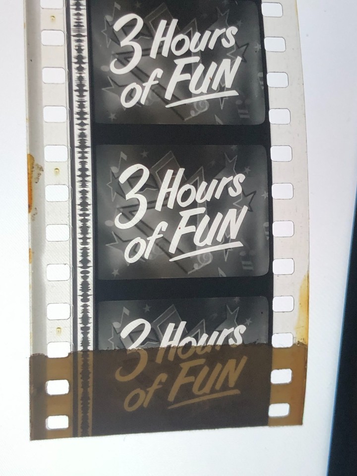 1960's Hey Kids! 25 Color Cartoons Bugs Bunny Theater 35mm Trailer Ad ...