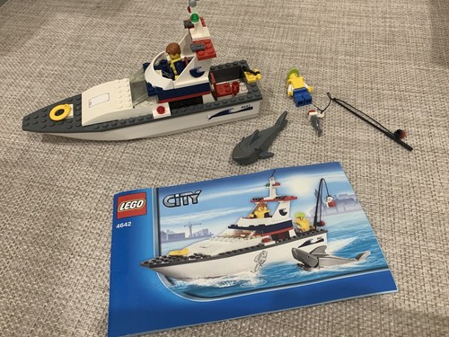 LEGO CITY Fishing Boat 4642 Complete with Instructions 673419142984 | eBay