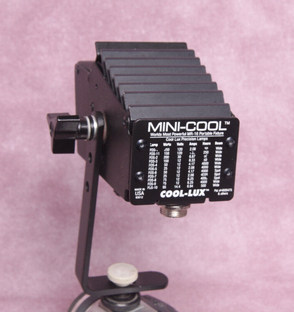 Cool-Lux Mini-Cool VideoLight With Accessories, plus extra bulbs ...