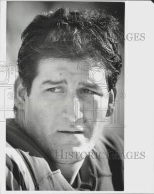 1987 Press Photo Danny Villa of the NFL New England Patriots - afa35768 ...