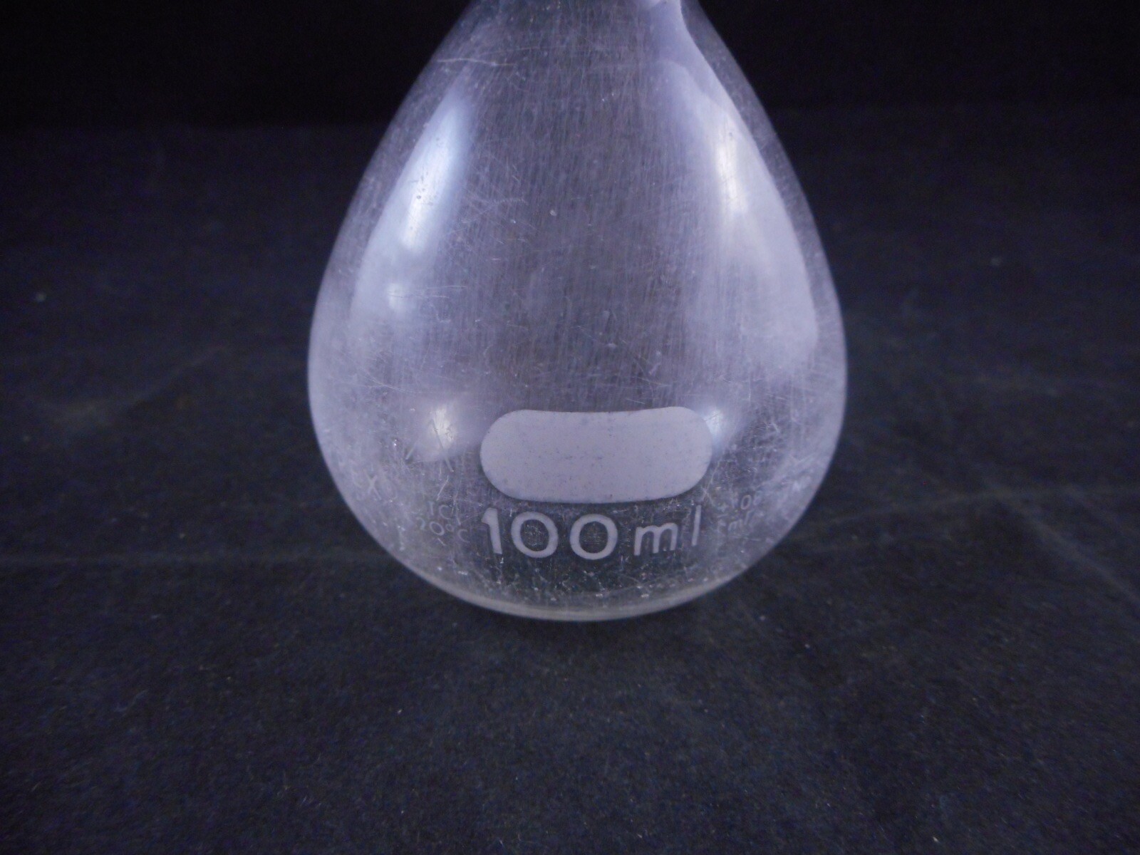PYREX Glass Class A 100mL Volumetric Flask Lifetime Red No Cap 5600-100 ...
